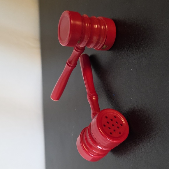 Accents | Vintage Red Gavel Salt Pepper Plastic Shakers | Poshmark